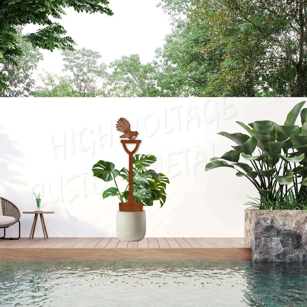 Fantail On Spade | NZ MADE Steel Art – High Voltage Custom Metal Art